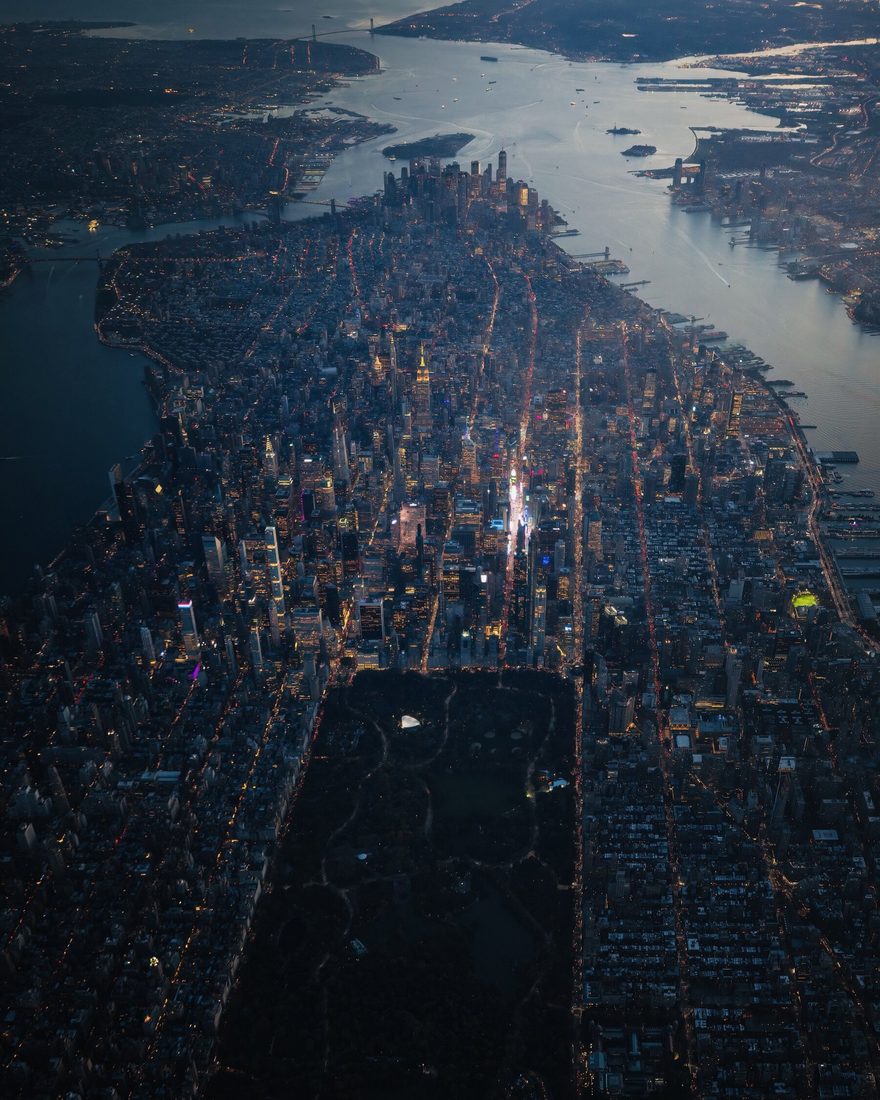 New York City Times Square And Central Park From Above Dark Mode Best Unique Creative Free 4K ...