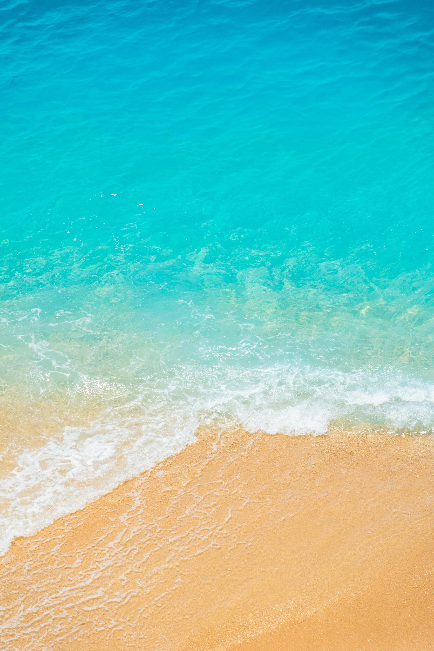 Overlapping Waves At The Beach Crystal Clear Turquoise Blue Water Best ...