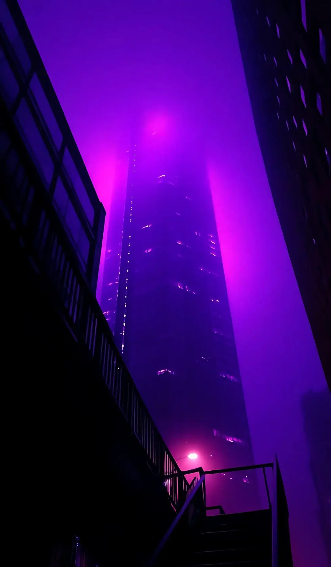Purple Glow Skyscraper Best Wallpapers For Apple iPhone 16 — Free ...