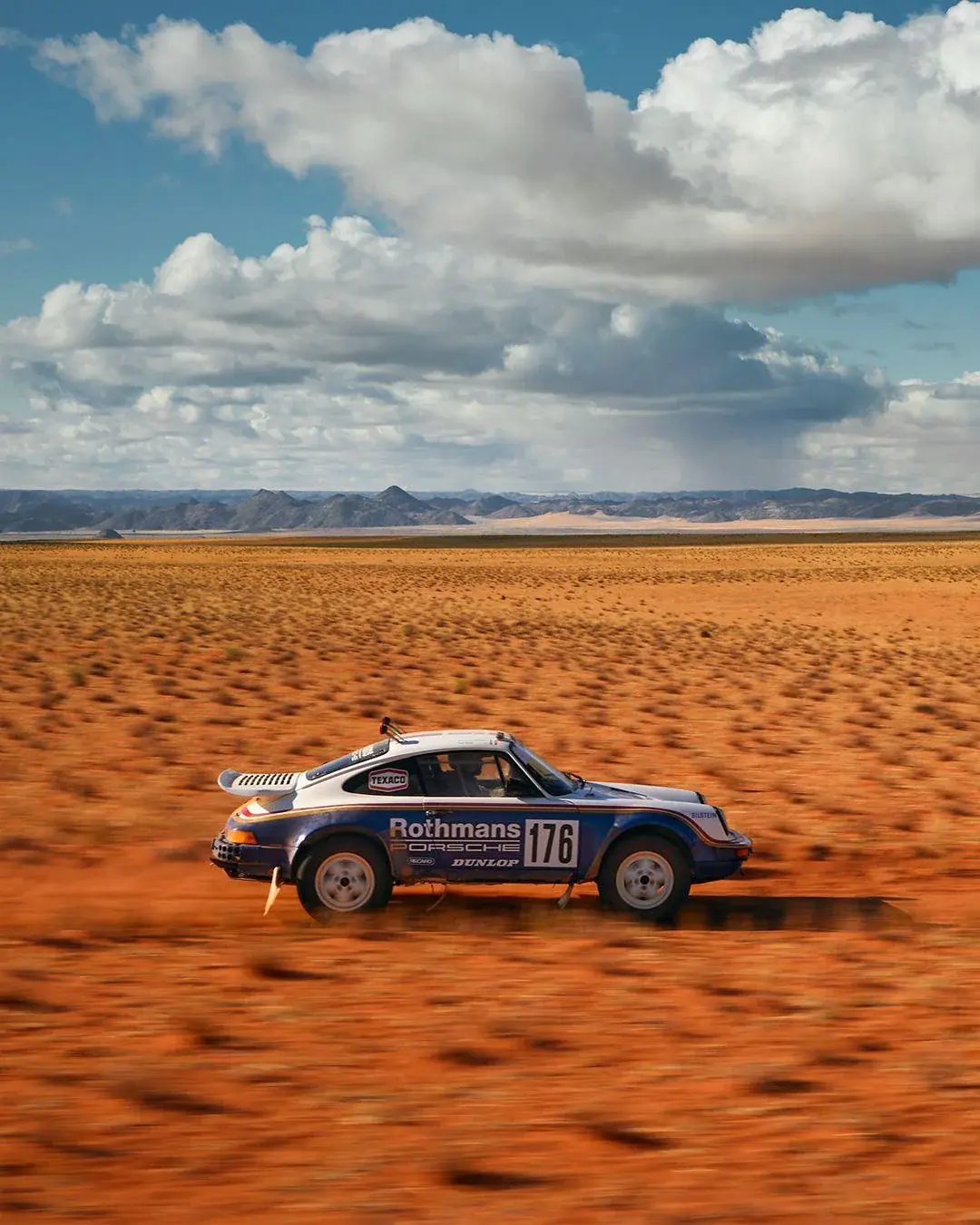 Racing Cars In The Desert Best Of Reddit — Free iPhone Wallpaper (4K/HD ...