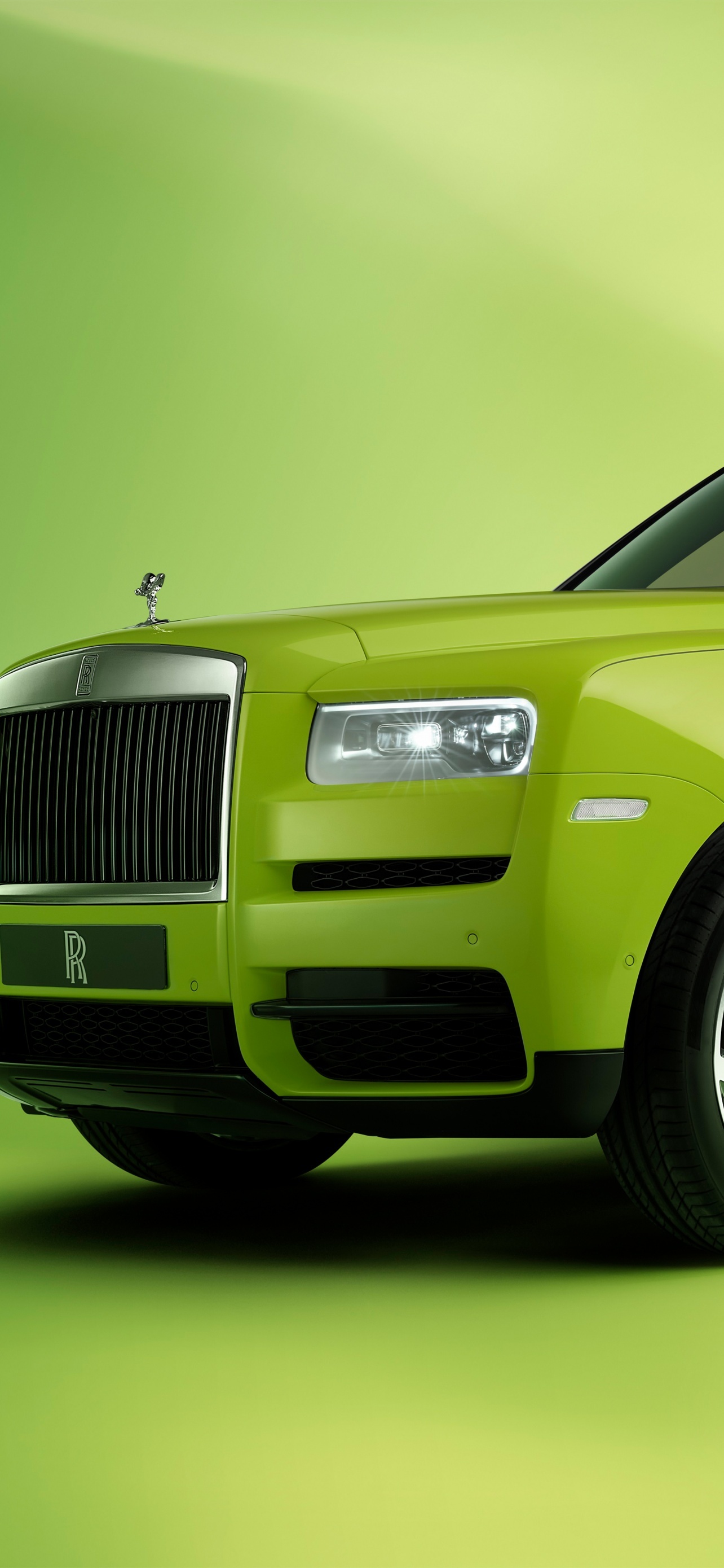 Rolls Royce Green — Free iPhone Wallpaper (4K/HD) | 2025