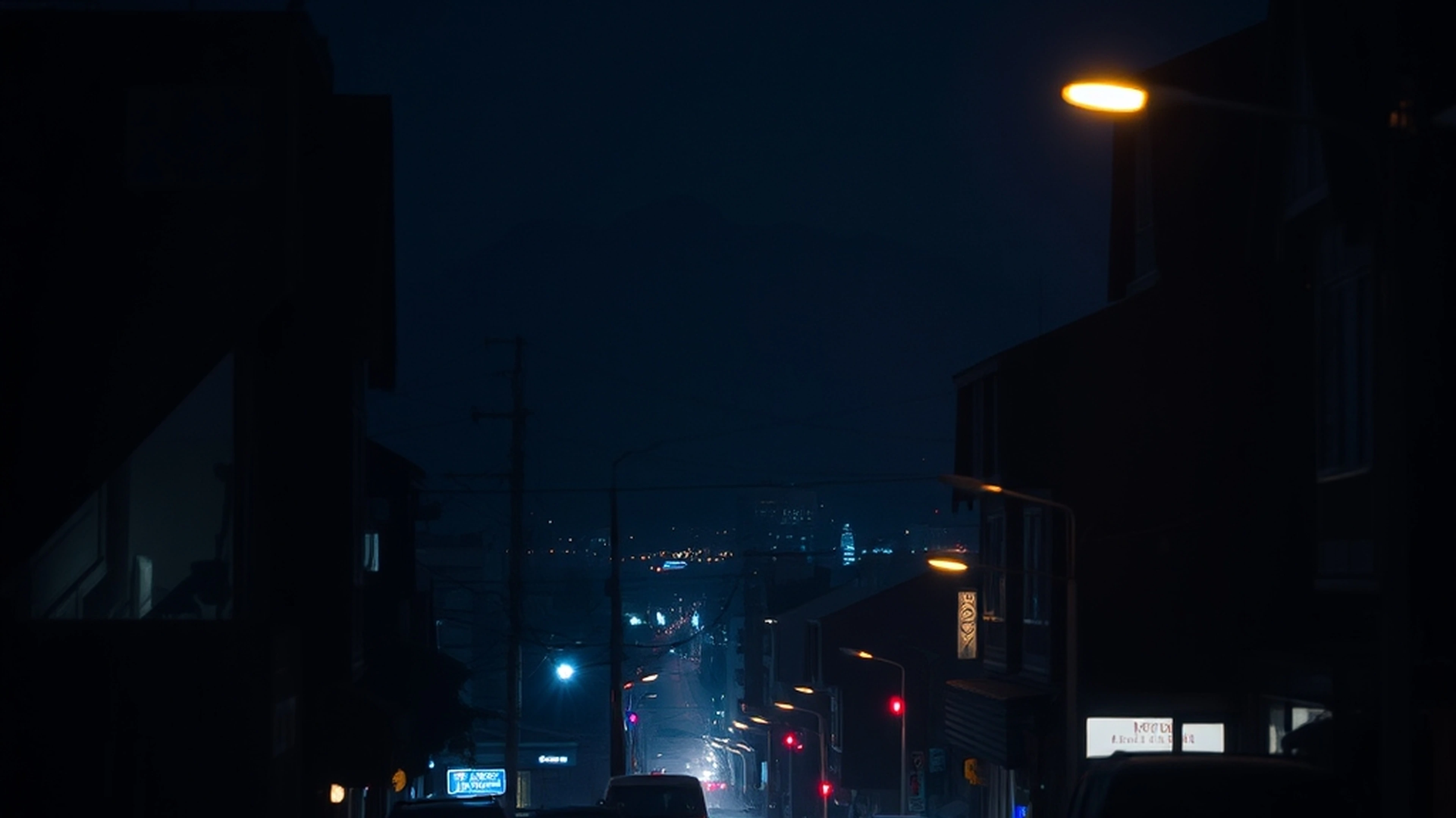 City Night And Dark Mode Photo From A Mountain Street Tube Light ...