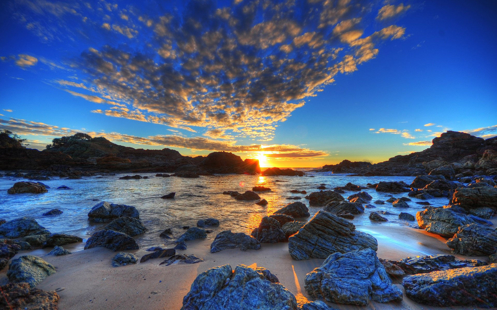 True HDR HD 4K Beach Sunrise — Download Free Mac or PC Wallpapers